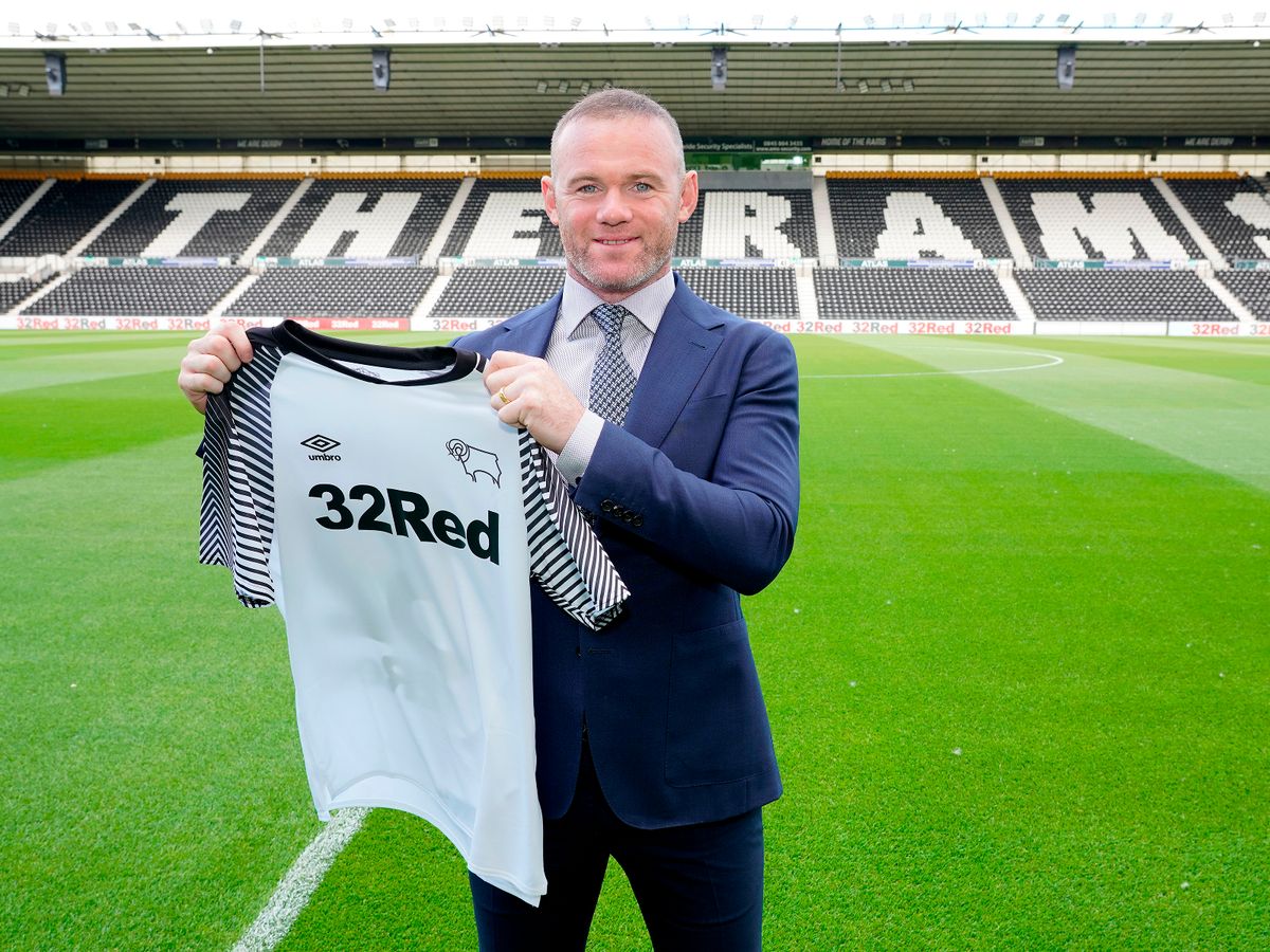 Runi yenidən İngiltərədə - ilk məşqinə çıxdı