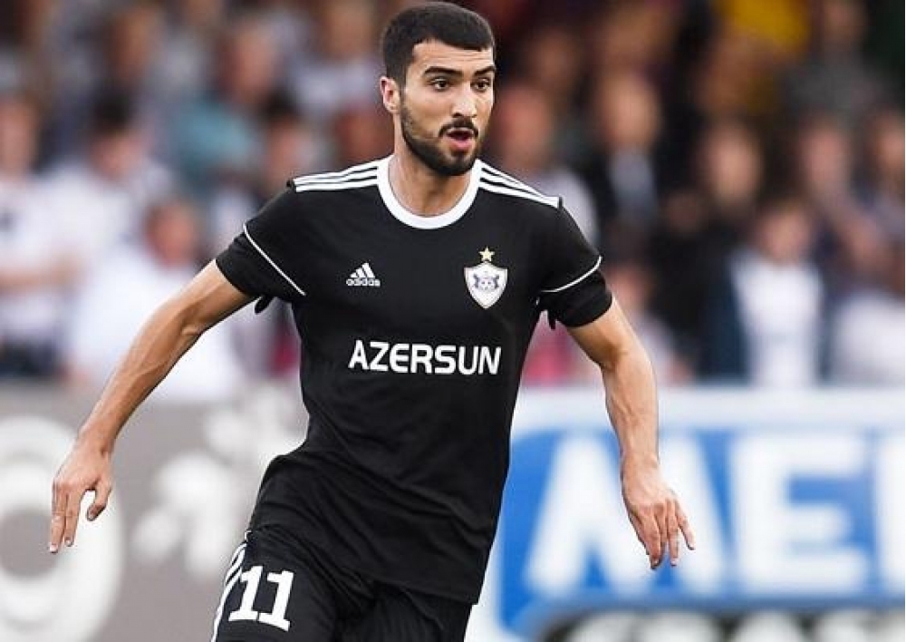 Baş məşqçi Mahiri tənbeh etdi – Özünə yaxşı baxmırsan